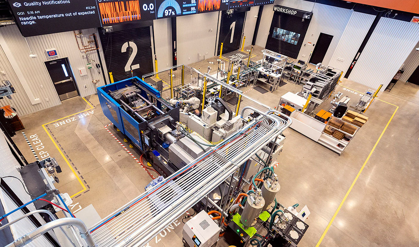 New Deloitte Smart Factory Boosts Industry 4.0 | AEI