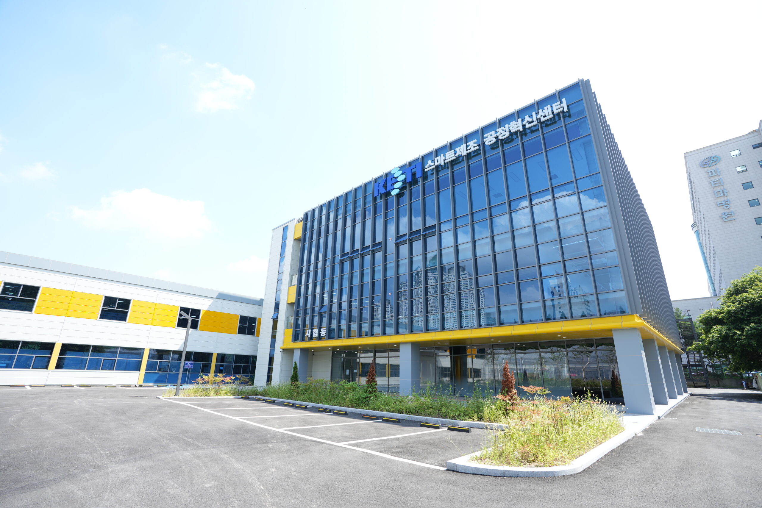 SMIC of Korea Serves as Testbed for Future-Proof Smart Factory | AEI