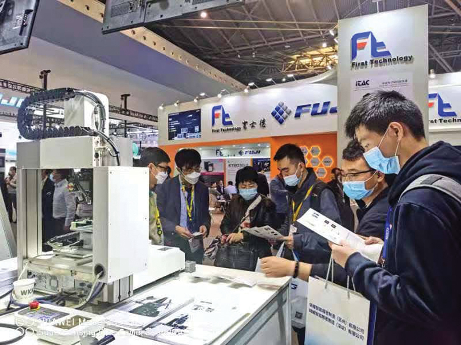 Automated Soldering Advances Using Lasers in Soldering Robots | AEI