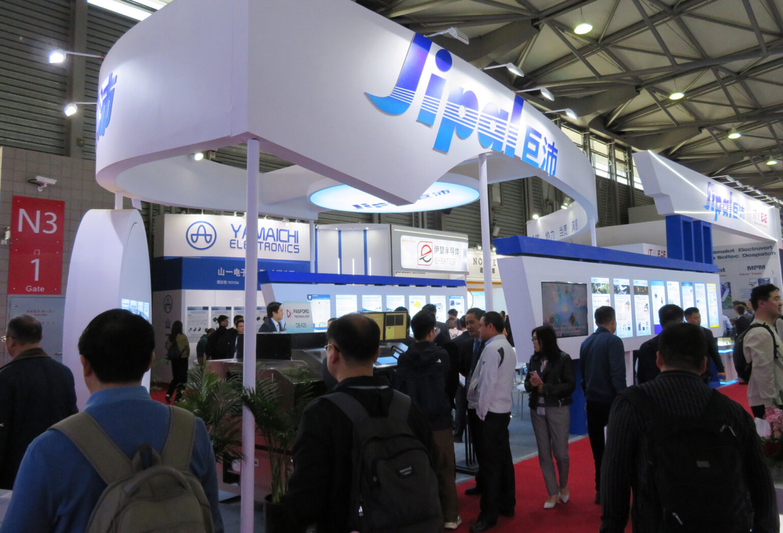 Fasford Zeroes in on General-Purpose Die Bonder for China | AEI