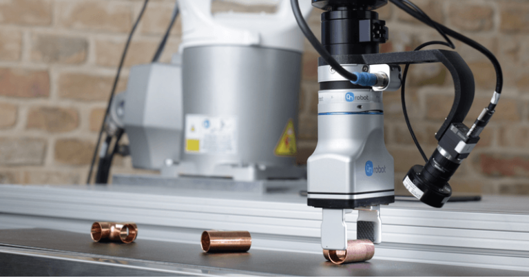 How Does AI-Powered Machine Vision Work in Manufacturing? | AEI