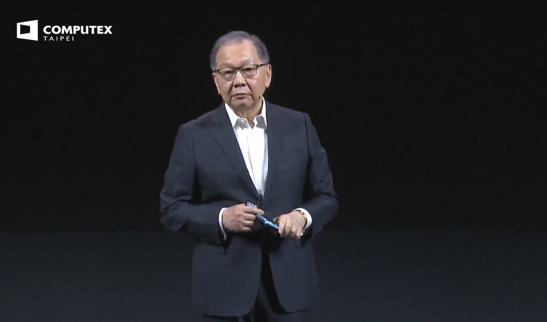 MediaTek Boosts Grit in AI With Full Tech Suite | AEI